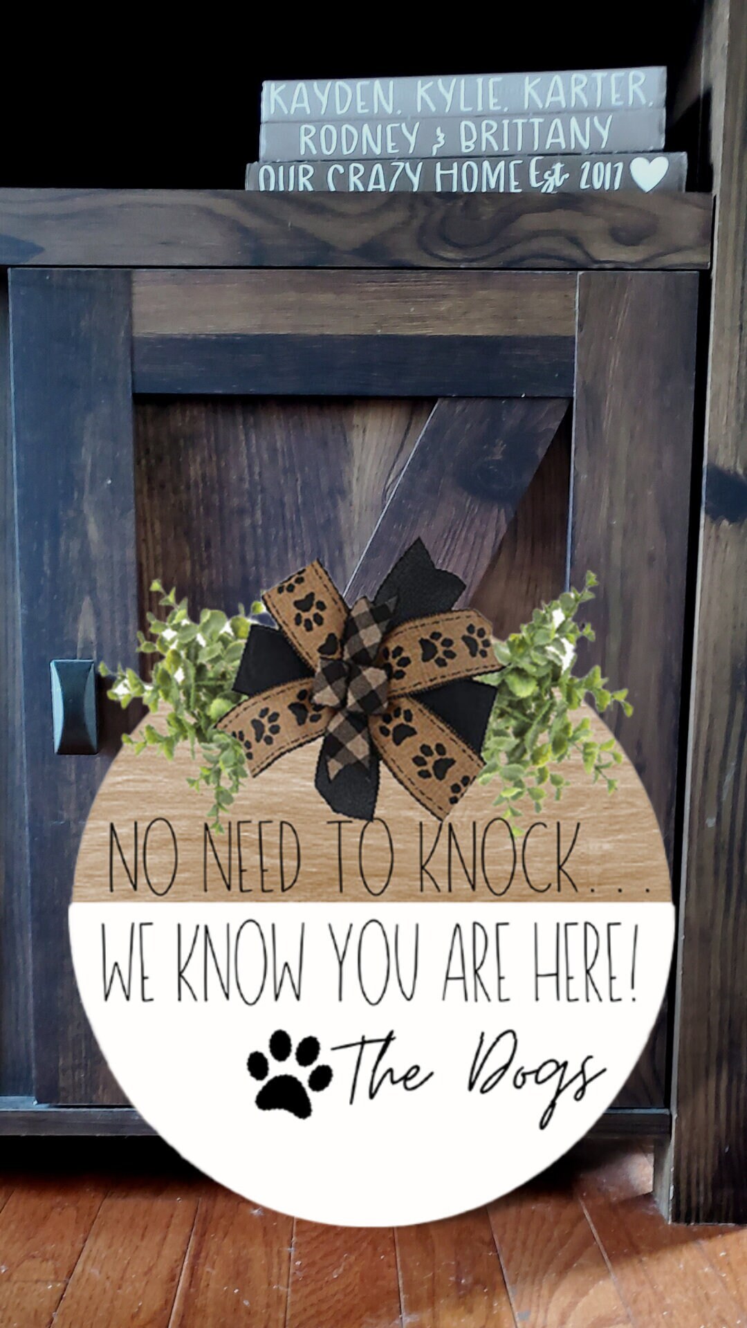 Playful Pups Welcome Sign: Funny Front Door Pet Sign, Dogs Barking ...