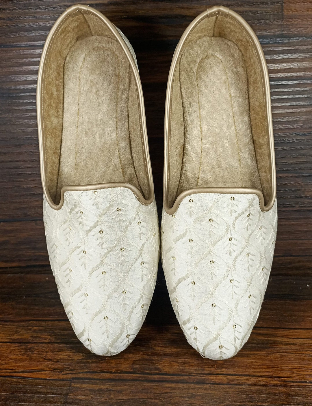 White Embroidered Mojari Shoes for Men | Handmade Jutti | Traditional ...