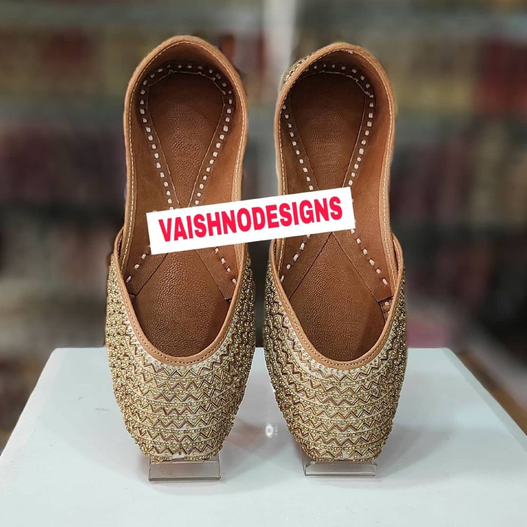 Golden Bridal Jutti: Handmade Leather Mojari Shoes With Zari Work - Etsy