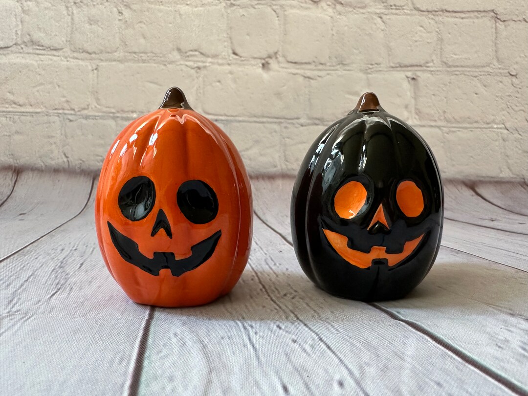Jack O Lantern Salt and Pepper Shakers Use for Halloween or - Etsy