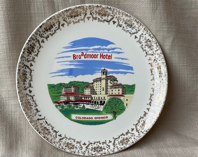 Broadmoor Hotel Souvenir Plate. Colorado Springs, Colorado. 1960s ...