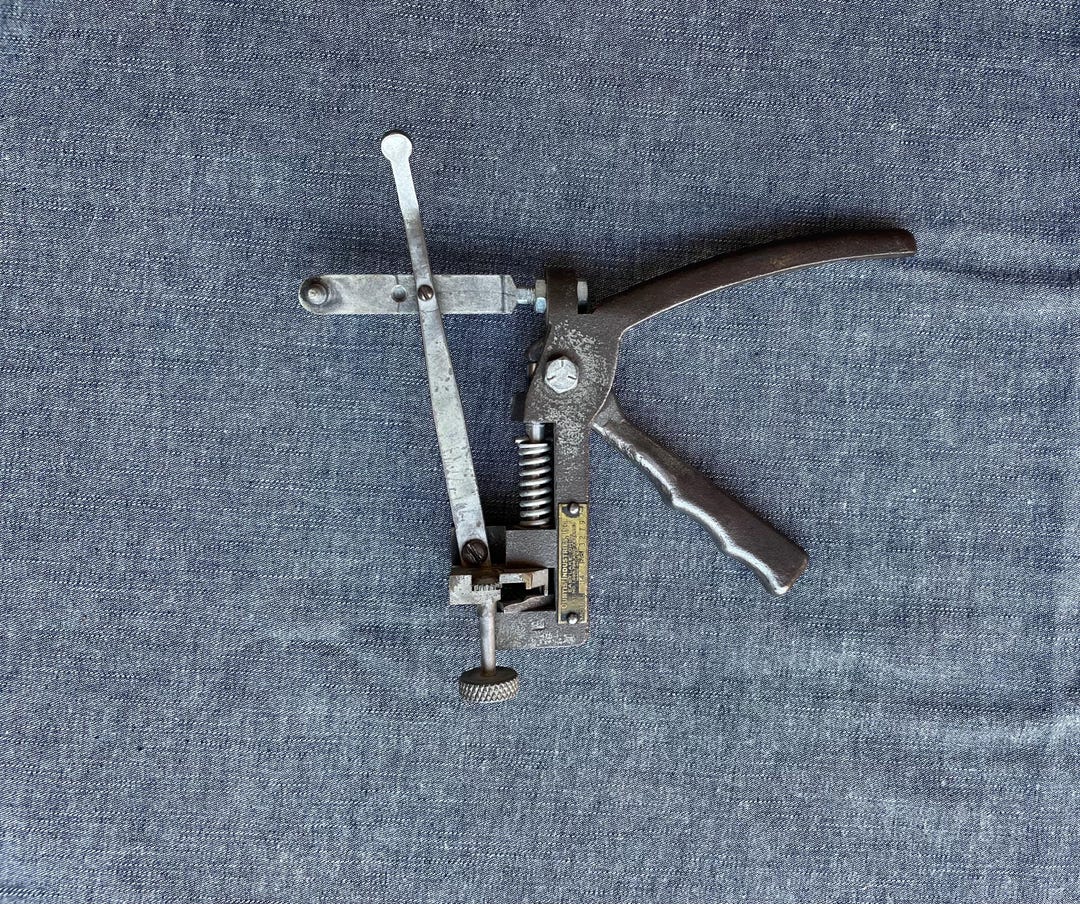 Curtis Key Cutter. Model 14. Hand Held Code Cutter. No Discs. No Guide ...