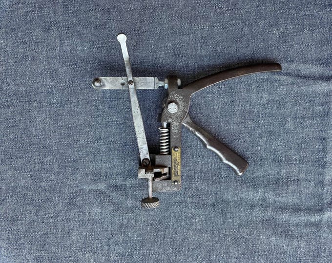 Curtis Key Cutter. Model 14. Hand Held Code Cutter. No Discs. No Guide ...