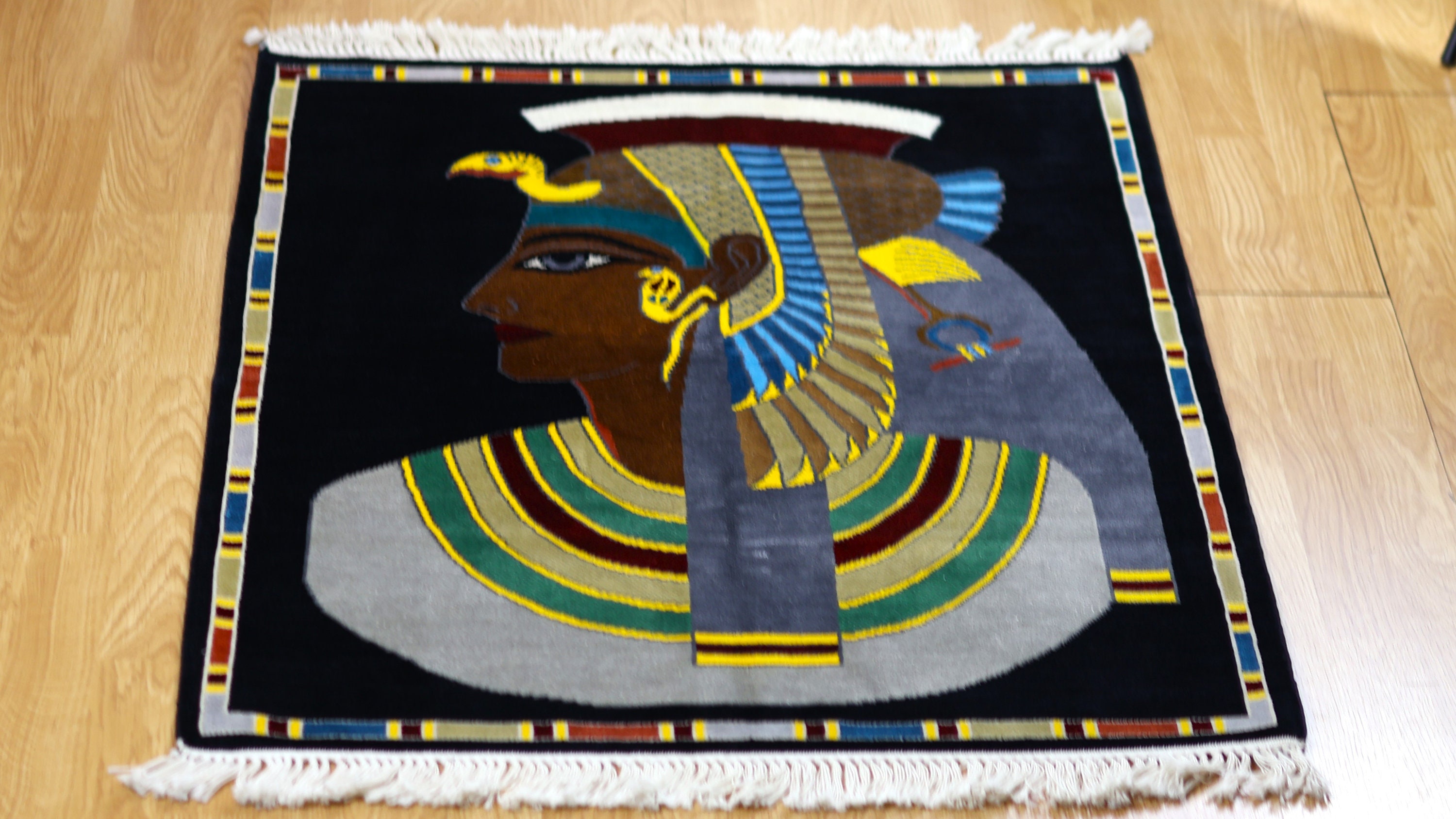 Queen Cleopatra Handwoven Premium Egyptian Cotton Wall Mounted Decor ...