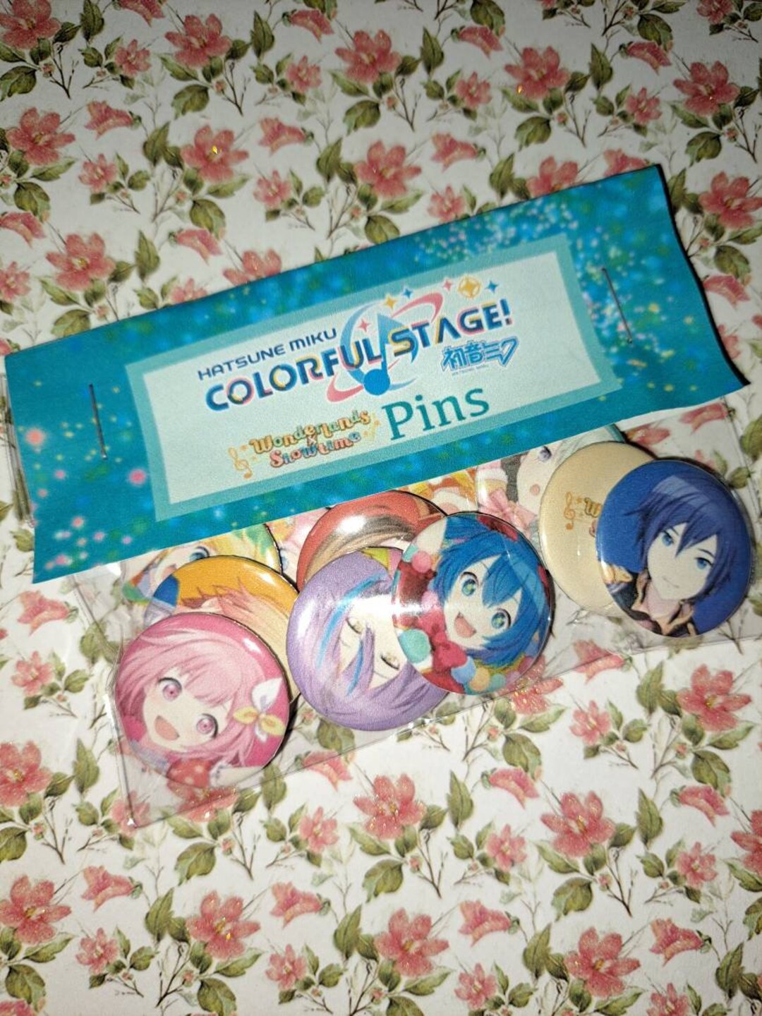 Project Sekai / Vocaloid Miku Colorful Stage 25mm/2cm Cute Anime Girl ...