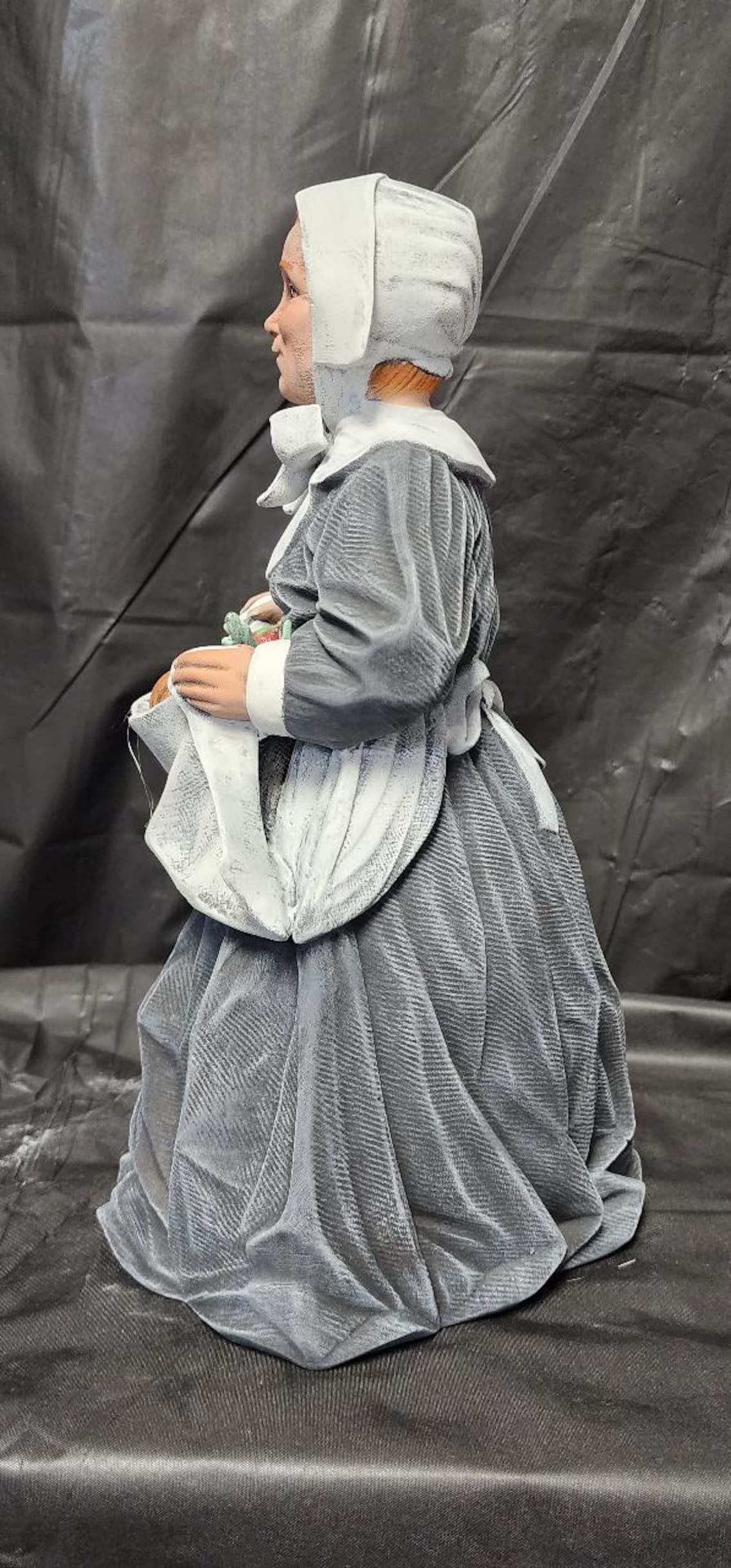 Hand-painted Ceramic Pilgrim Figurines: Thanksgiving Decor - Etsy