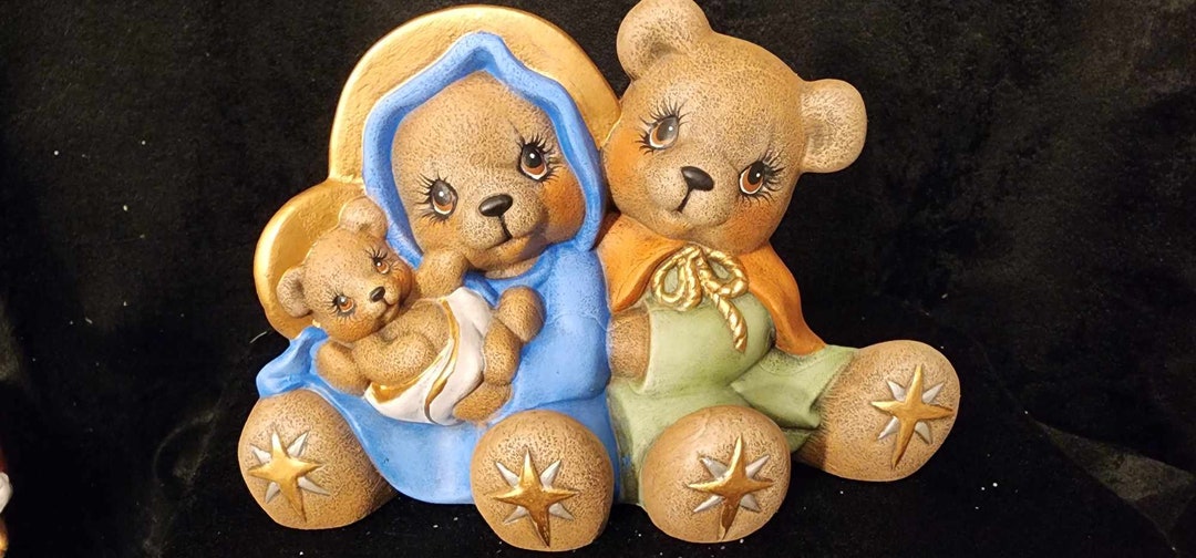 Hand-painted Nativity Bear Figurine: Unique Christmas Decor - Etsy