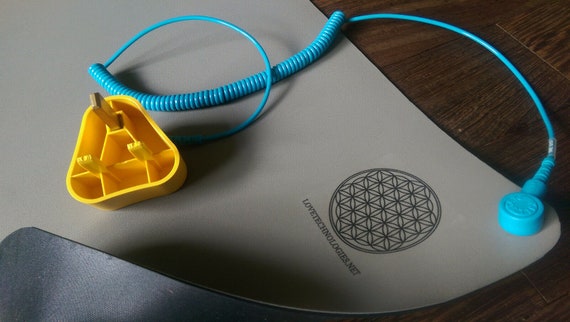 Earthing Grounding Mat With U.K. Earth Plug and 1.8m Flexi | Etsy UK