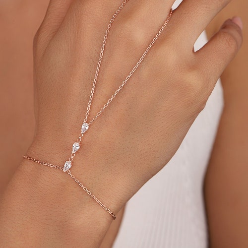 Simple Silver Hand Chain / Ring Bracelet - Etsy