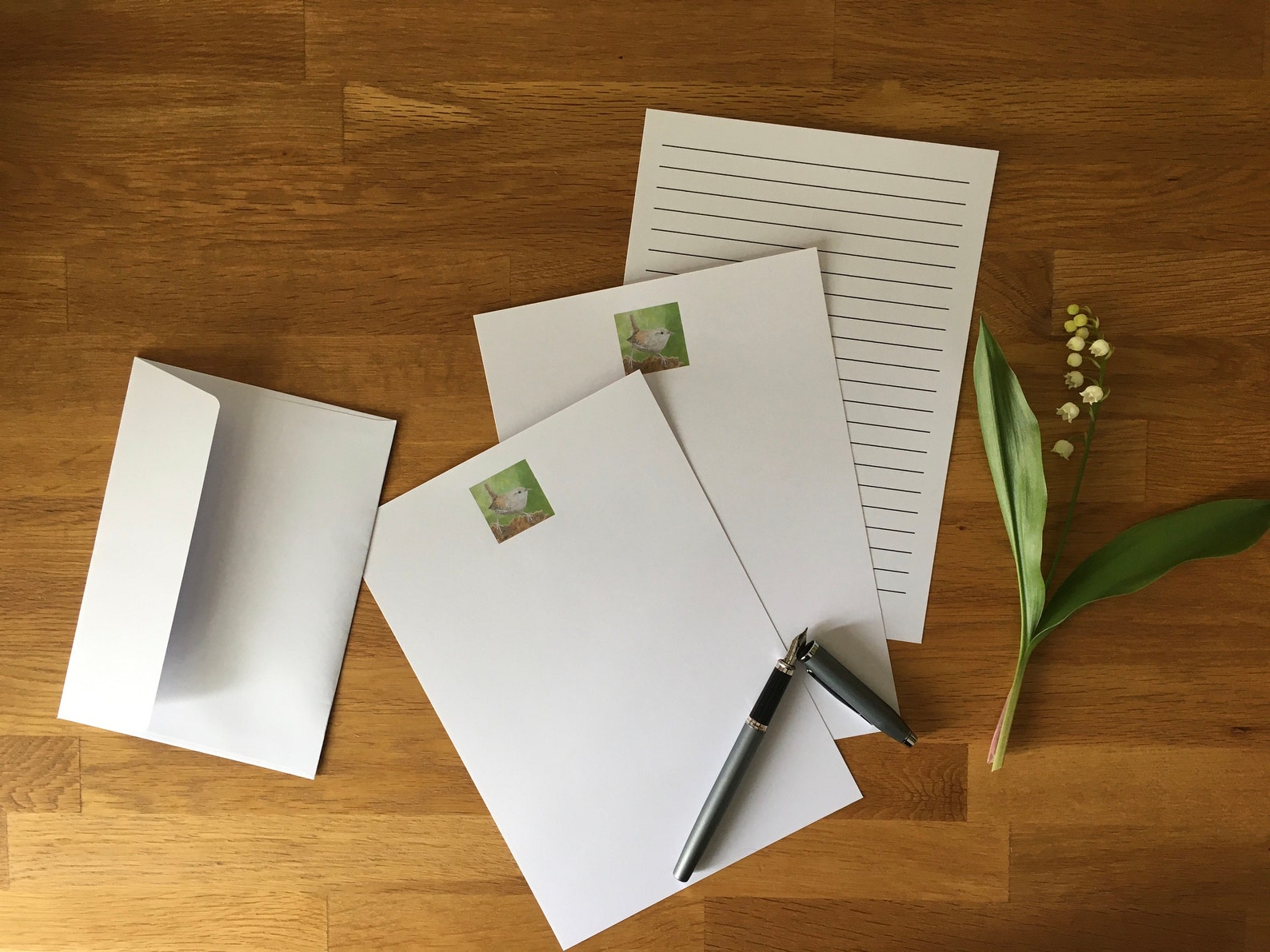 Baby Wren Writing Paper Sheets Gift Set 18 Sheets, 10 Envelopes Based ...