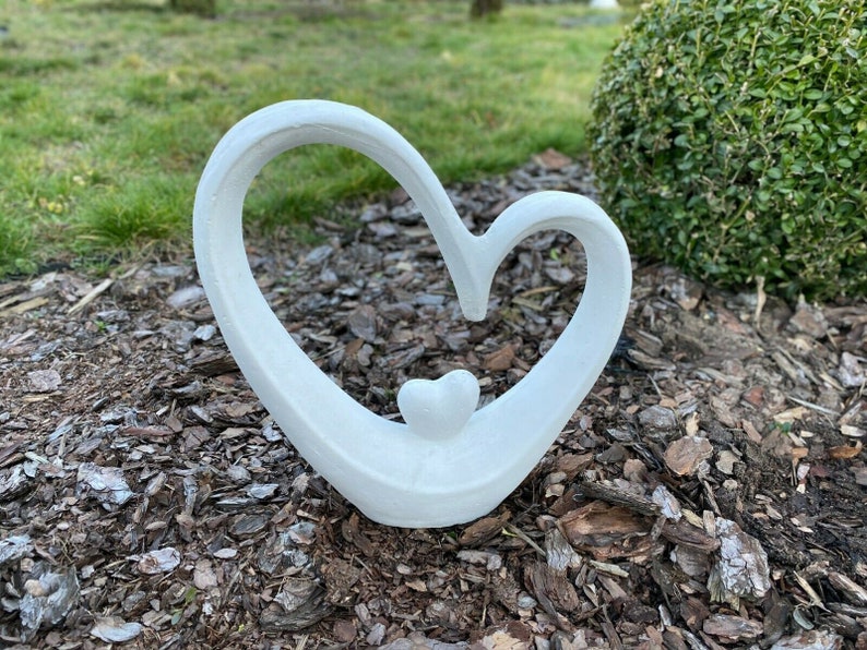 Outdoor Sculpture Heart Stone Garden Statue Backyard Decor - Etsy
