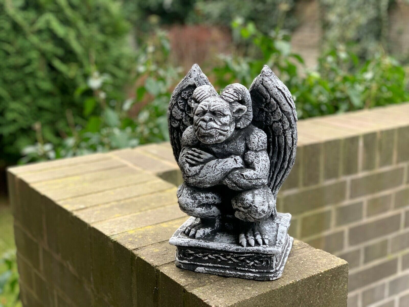 Gargoyle Garden Statues And Ornaments