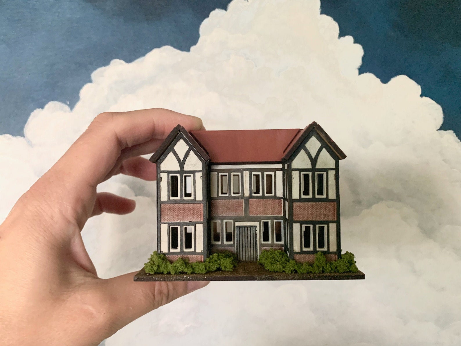 DIY Kit - 1:144 Scale Miniature Tudor Style Dolls House Kit - Dollhouse ...