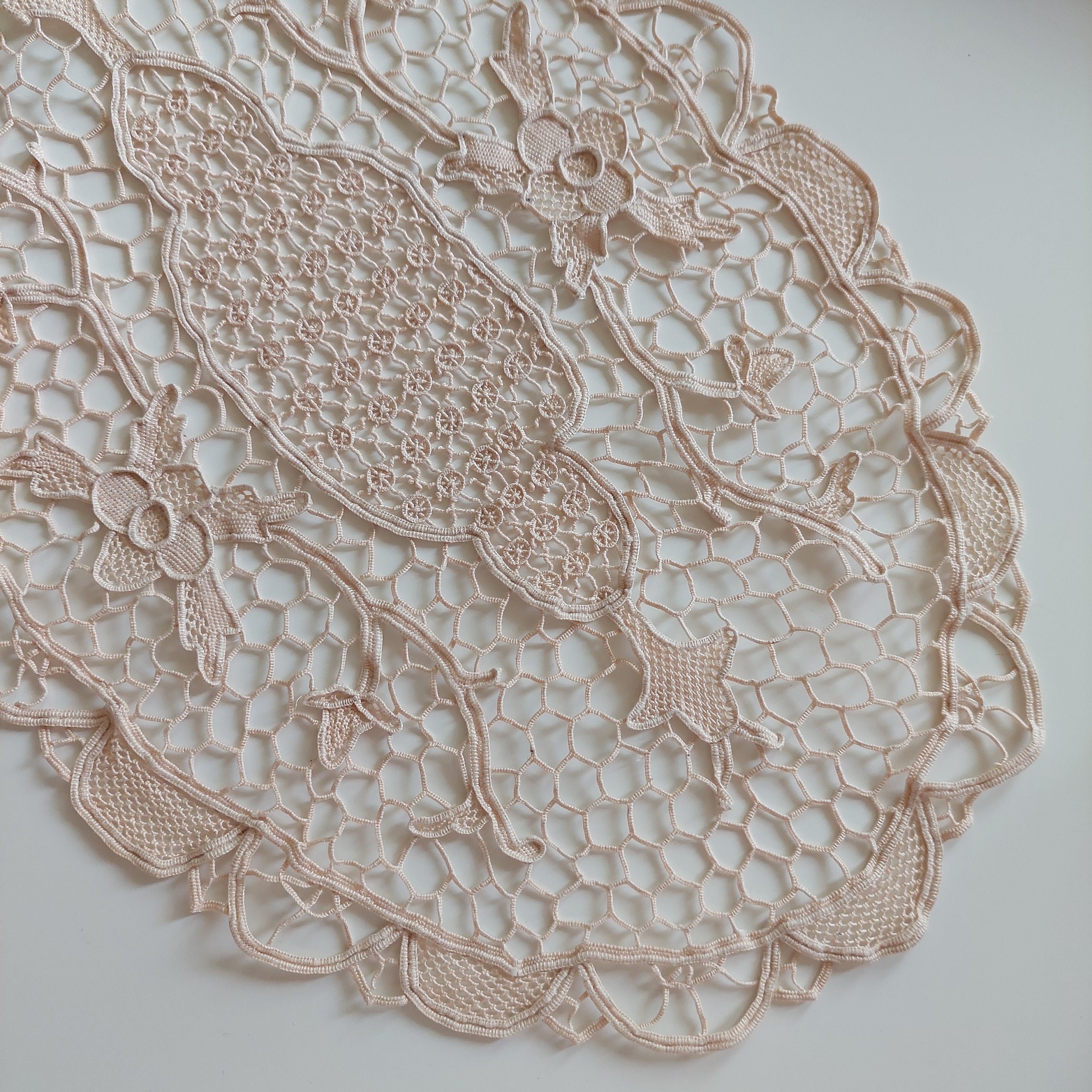 Antique Doily Handmade Crafts Intricate Needlework Lace Small Oval ...