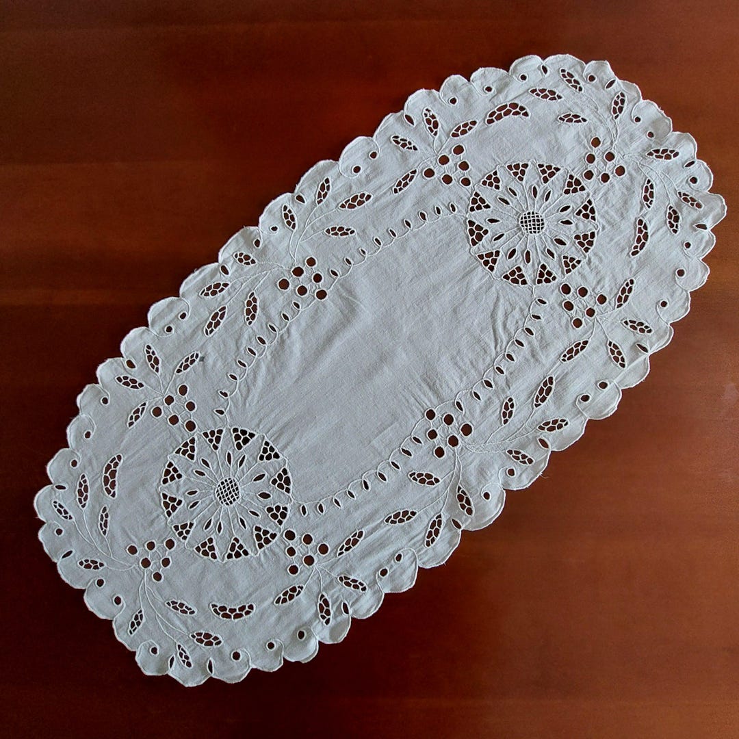 Vintage Napkin Oval Decorative Doily Embroidered Table Runner Retro ...