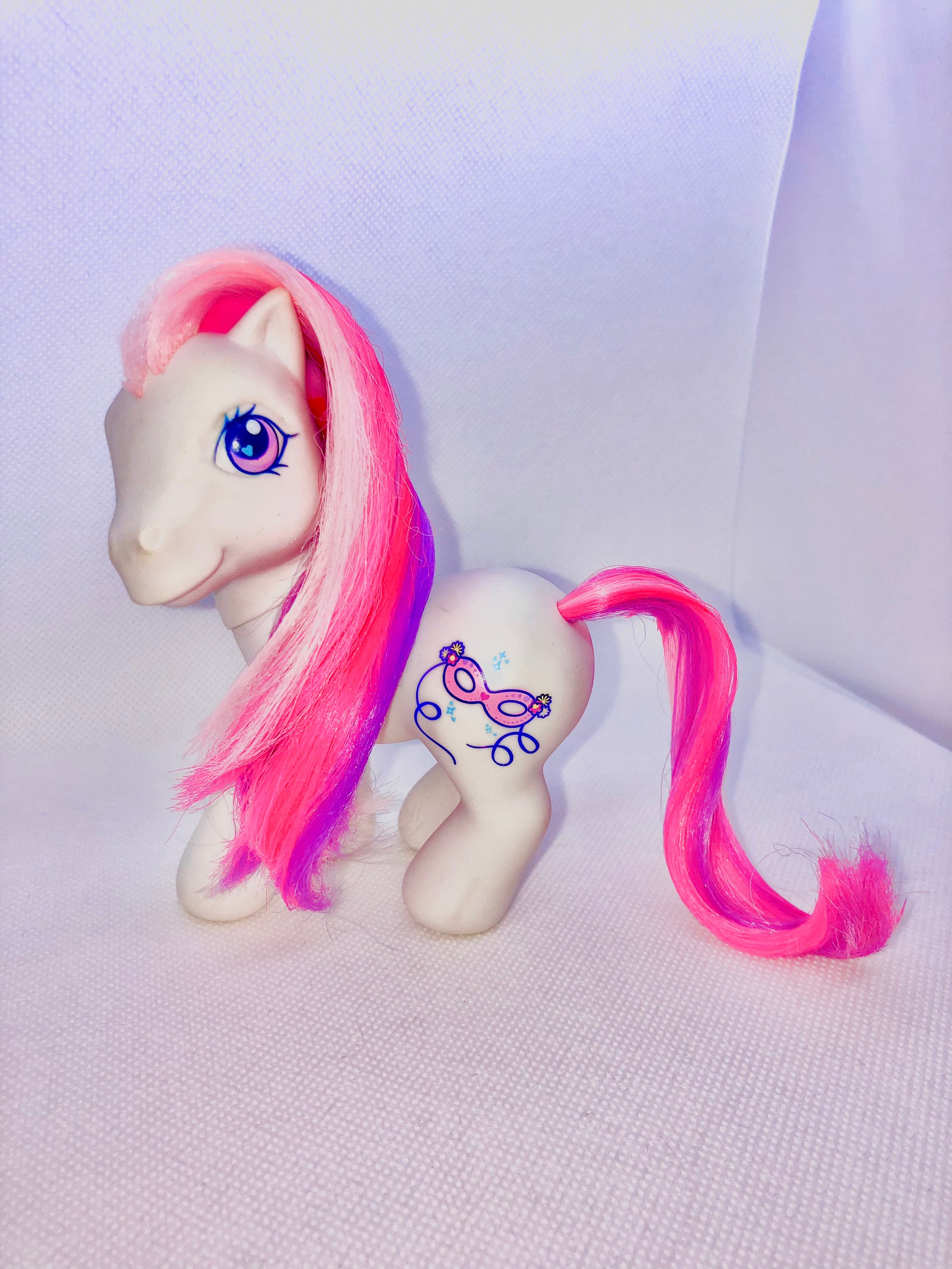 Dolls & Action Figures Animals Vintage My Little Pony G3 Frilly Frocks ...