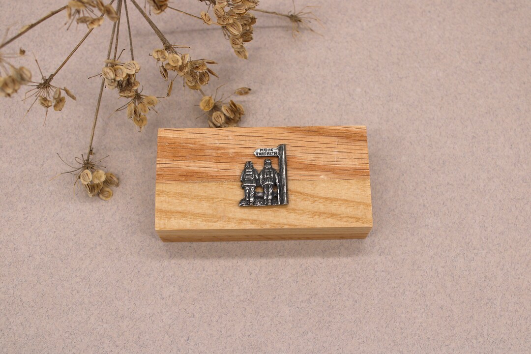 Walking Gift Box - Walking Ring Box - Walking Earring Box Gift - Unique ...