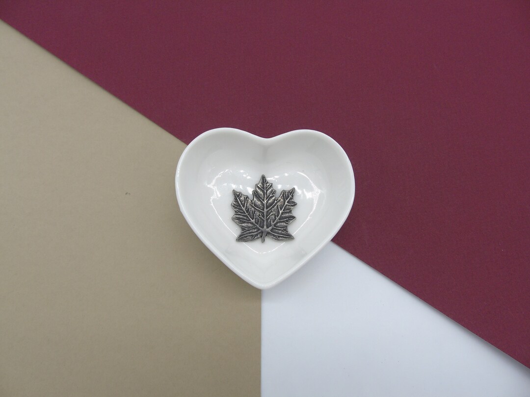 Maple Leaf Gift - Maple Trinket Dish - Jewellery Dish - Ring Dish ...
