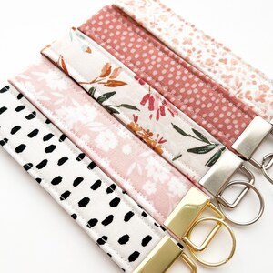 Floral Keychain Wristlets, Neutral Key Fobs, Wristlet for Keys, Key ...
