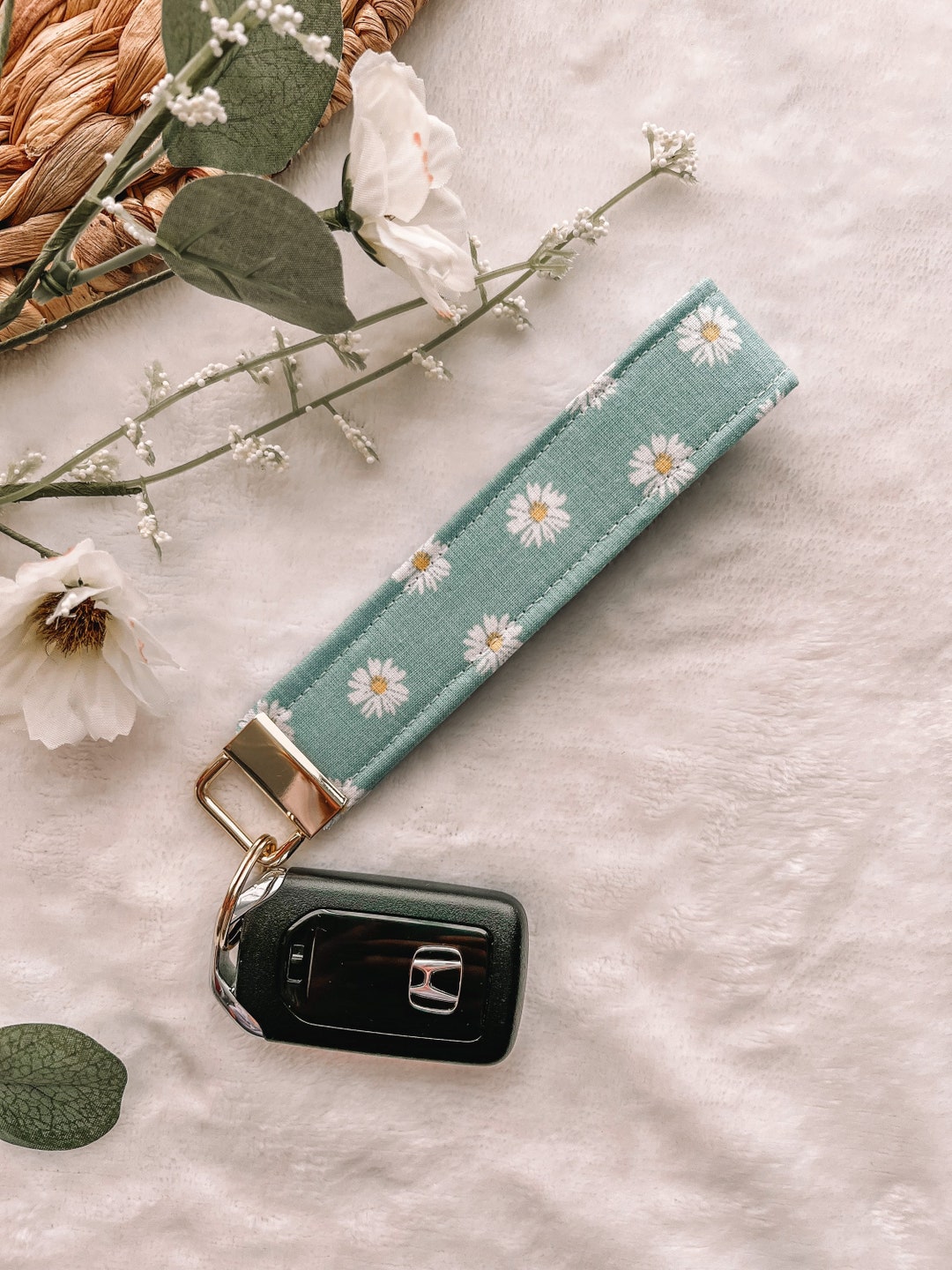 Daisy Keychain Wristlet, Key Fob, Car Keys Holder, Gold Hardware Key ...