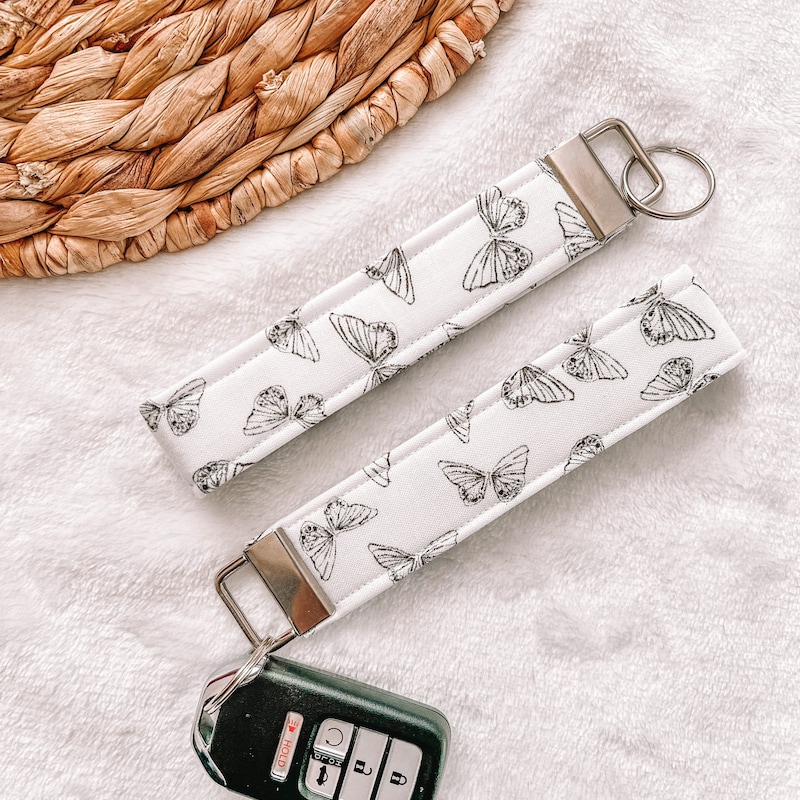 Car Key Holder Aesthetic - Etsy