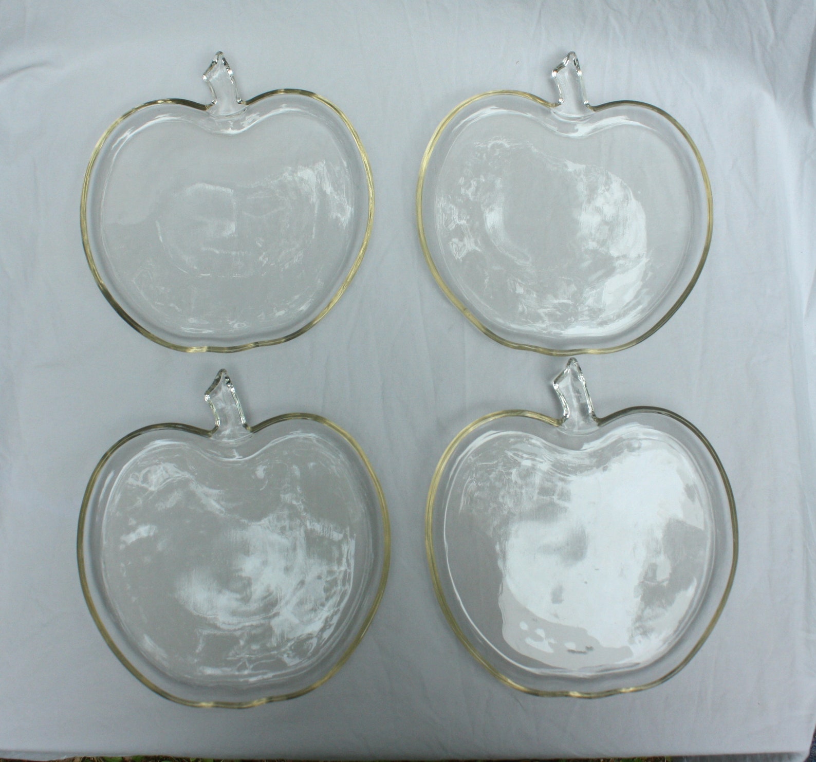 Set of 4 Hazel Atlas Orchard Glass Apple-shaped Lunch Plates - Etsy