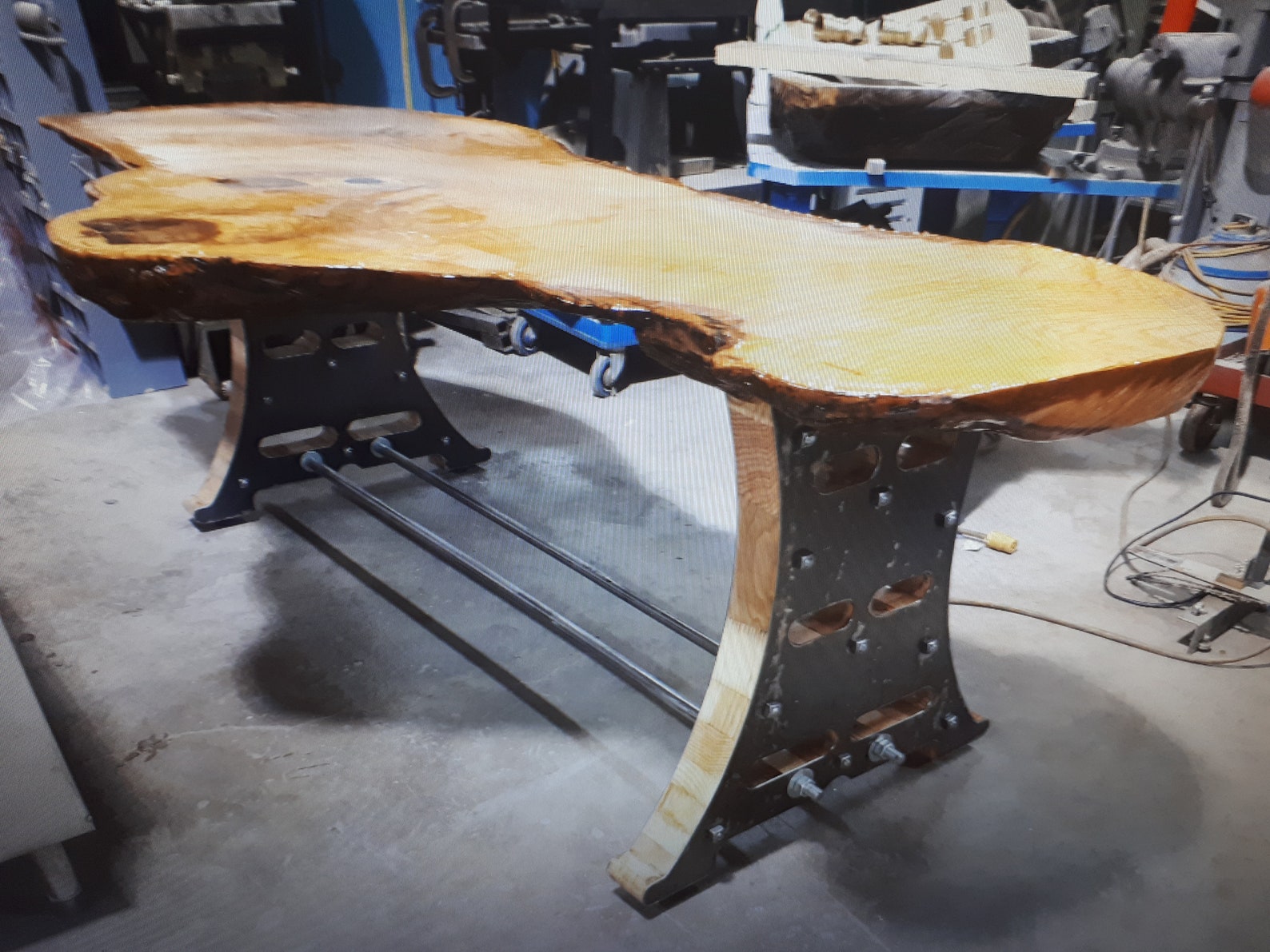 Custom Live Edge Dining Table With Metal Legs and Epoxy Finish - Etsy ...