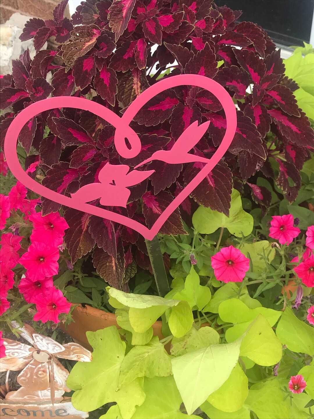 Metal Garden Stake, Hummingbird, Flower, Heart, Yard Art, Flower Pick ...