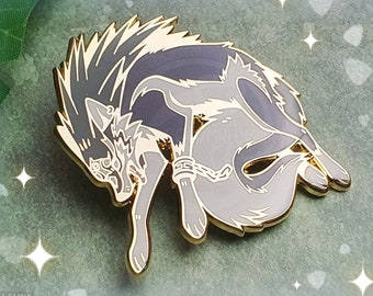 Adventurer Wolf Hard Enamel Pin Wolf Forest Lapel Pin Collector ...