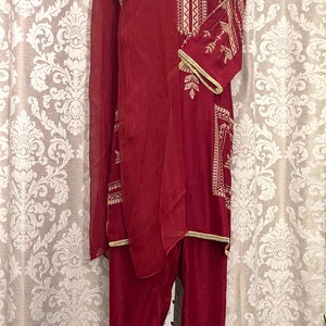 Beautiful Pakistani Readymade 3pic Lawn Embroidery Work Shalwar Kameez ...