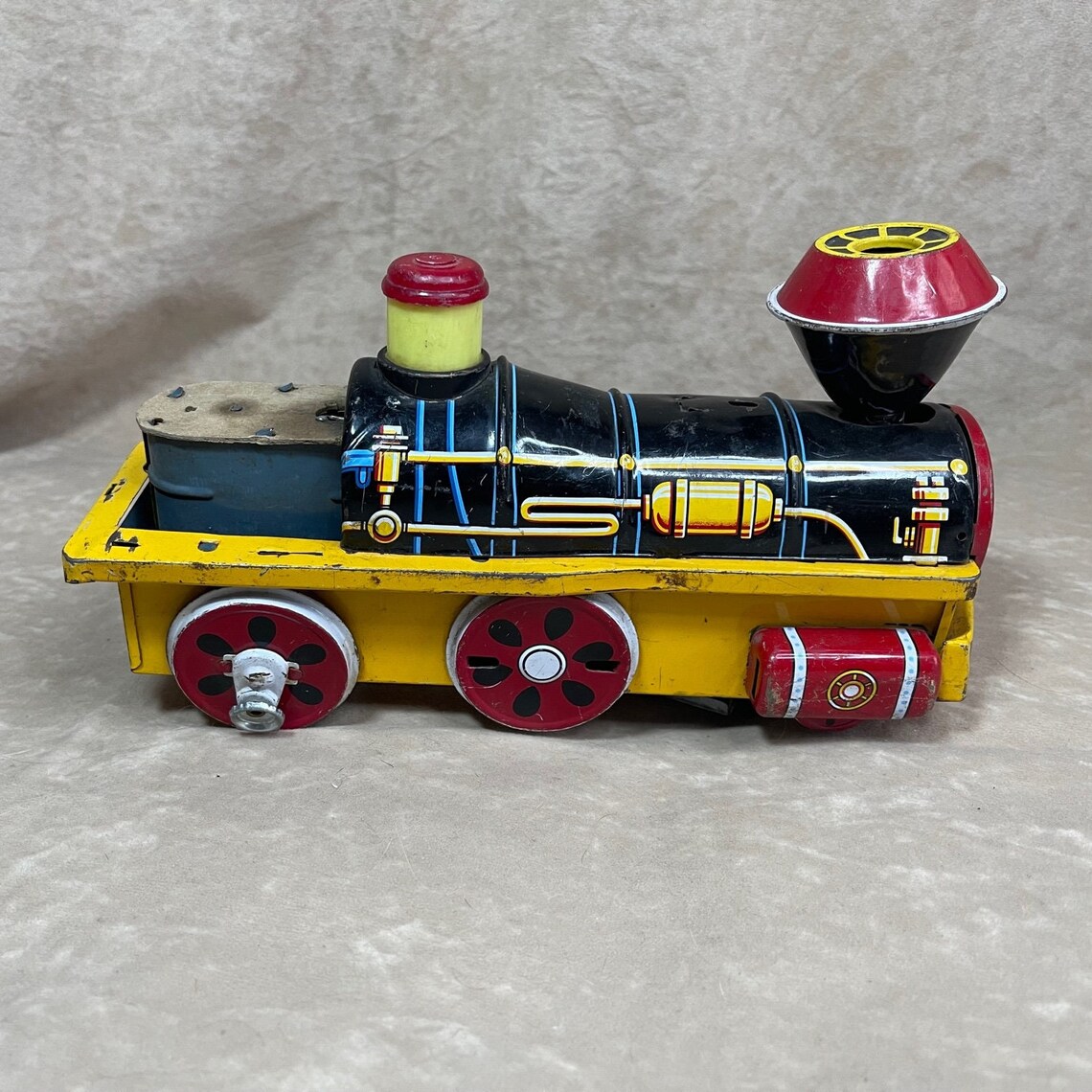 Vintage 1960s Tin Litho Battery Powered Train Engine Vintage Toy for ...