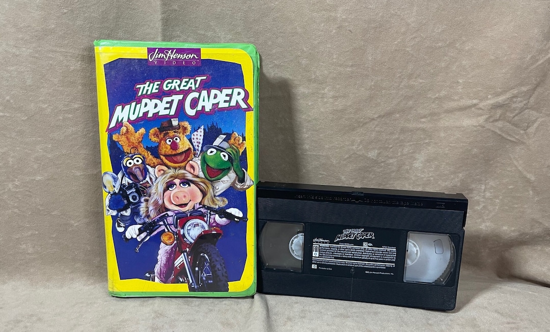 Vintage 1993 Jim Henson Video the Great Muppet Caper Green Clamshell ...