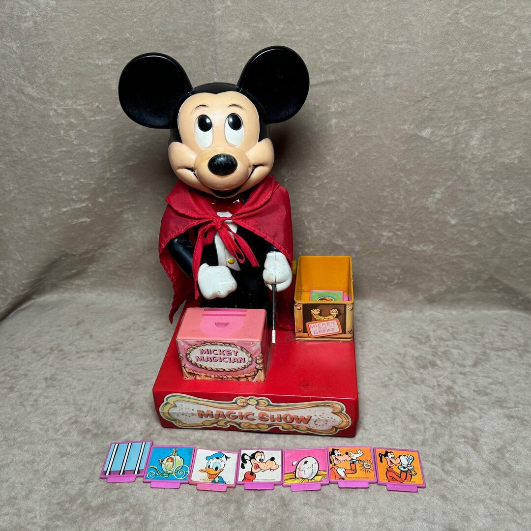 Vintage 1976 Walt Disney Durham's Magician Mickey Mouse With Cape and ...