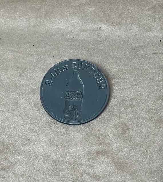 Vintage 2000s Coca Cola round 2-Liter Contour Pin New - Gem