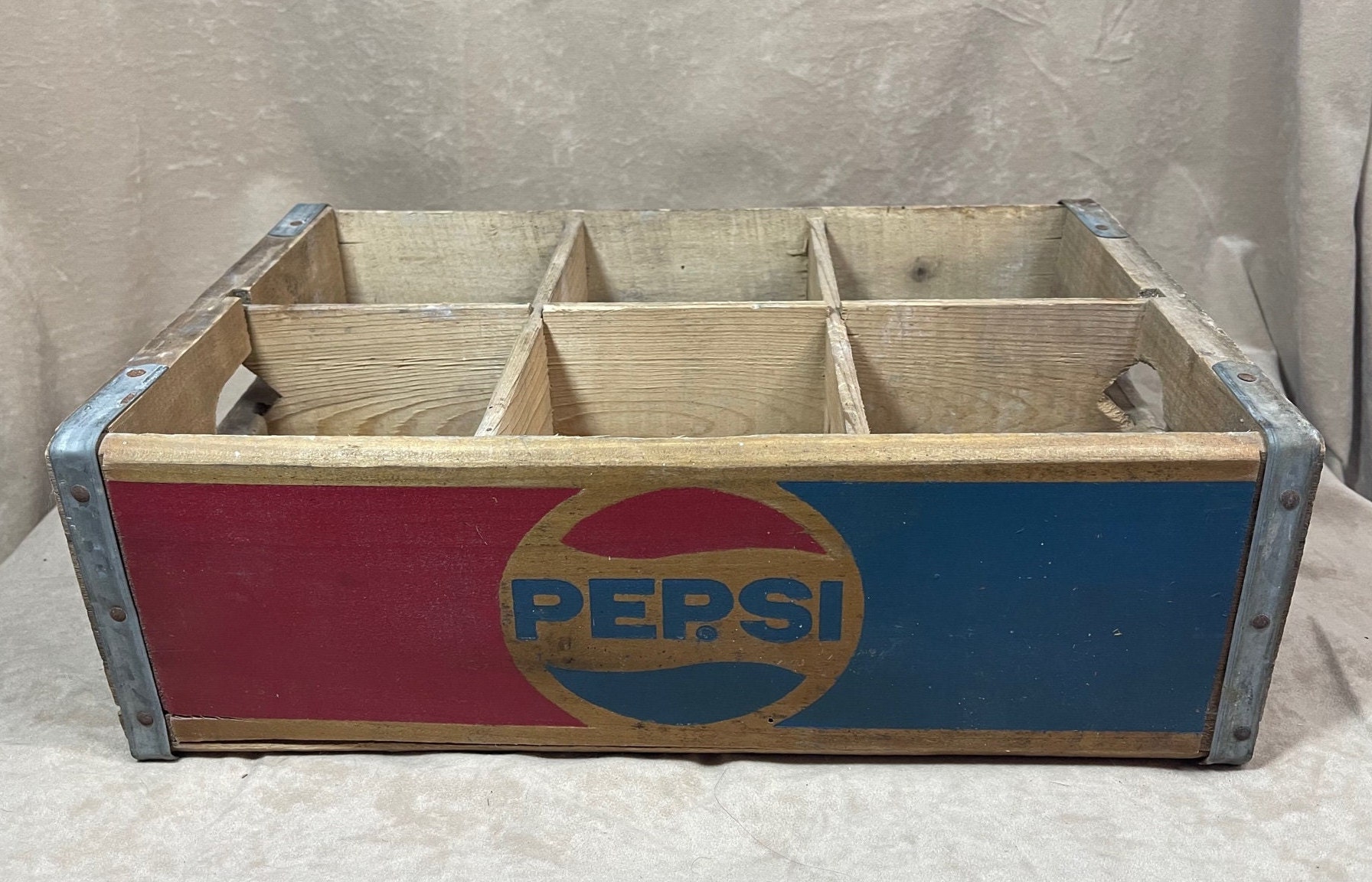 Vintage 1970s Wood Pepsi 2L M378 Crate With Dividers Farmhouse Rustic ...