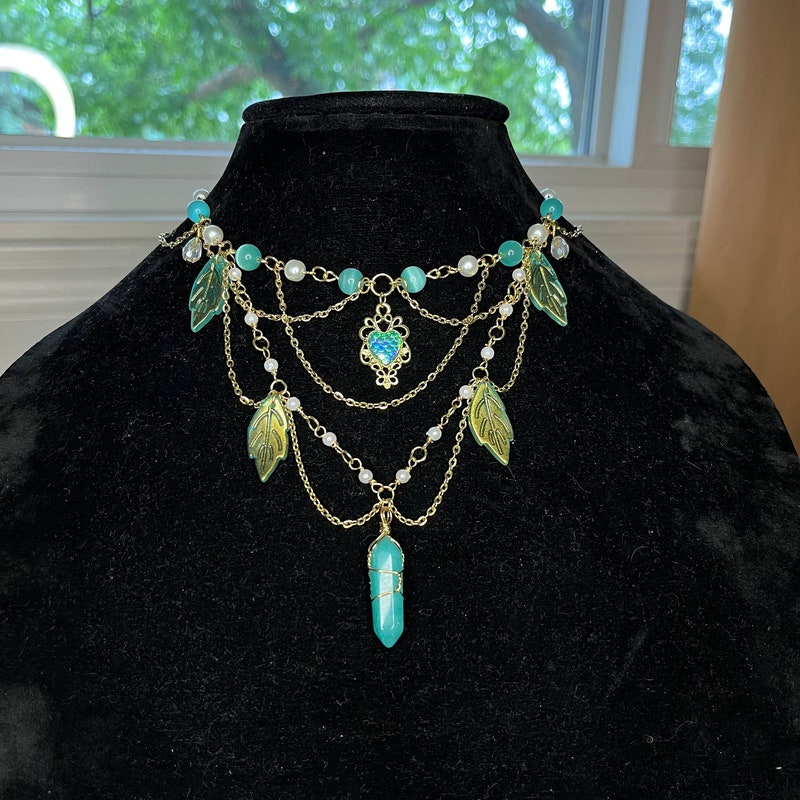 Avatar Necklace - Etsy