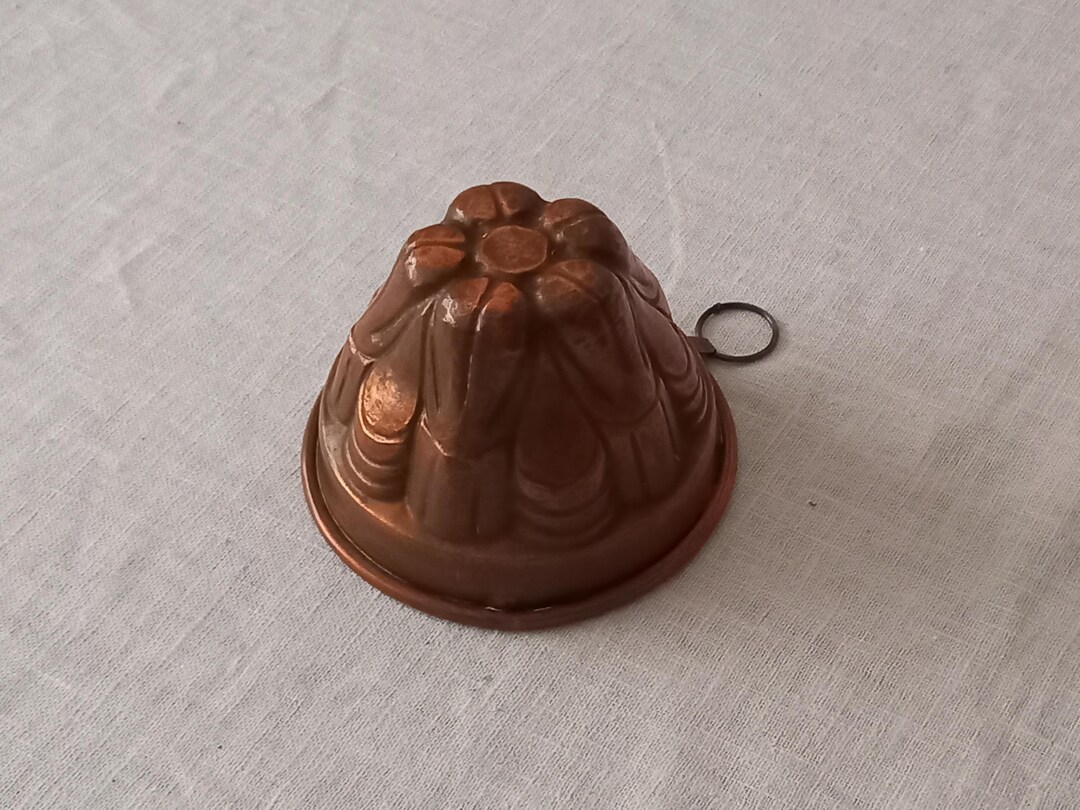 Small Antique English Red Copper Pudding or Jelly Mould With Hanging ...