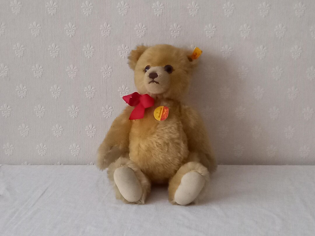 Vintage Steiff With a Button in the Ear, Red Bow, Chest Label and Sound ...