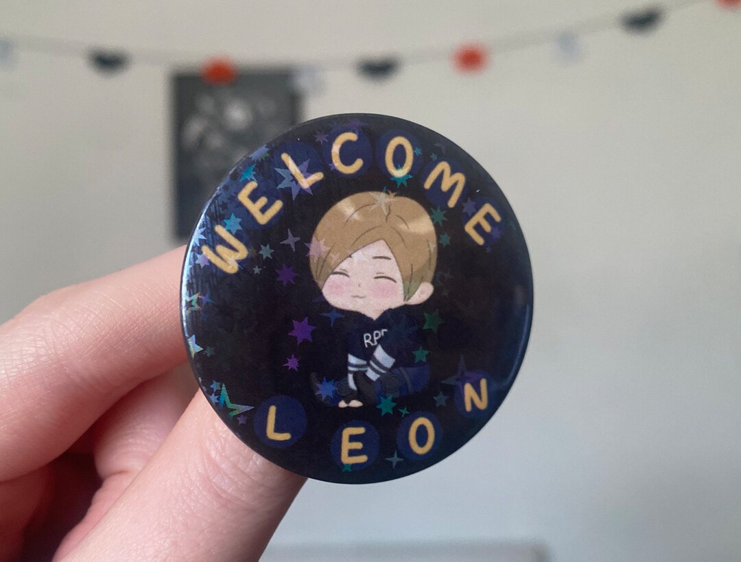 Leon Kennedy Resident Evil 2 RPD welcome Leon 44mm Badge Dead by ...