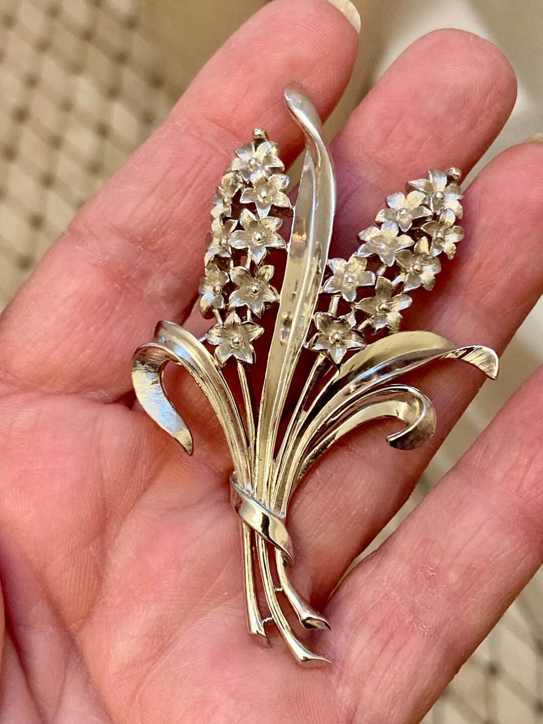 Trifari Hyacinth 1950's Silver Tone Brooch - Etsy