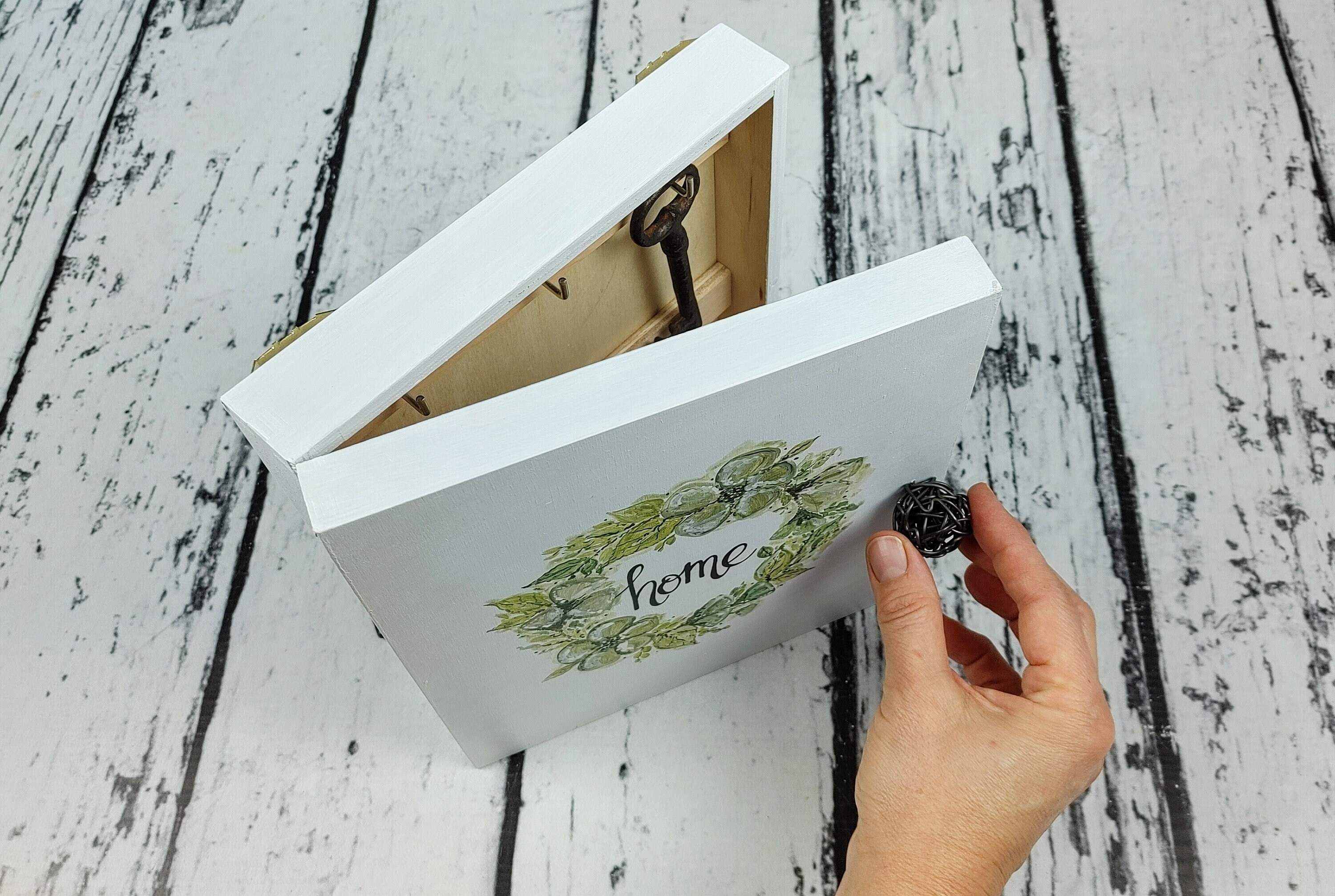 Hand Painted White Wooden Key Box, Floral Design, Hanging Key Box, Six ...