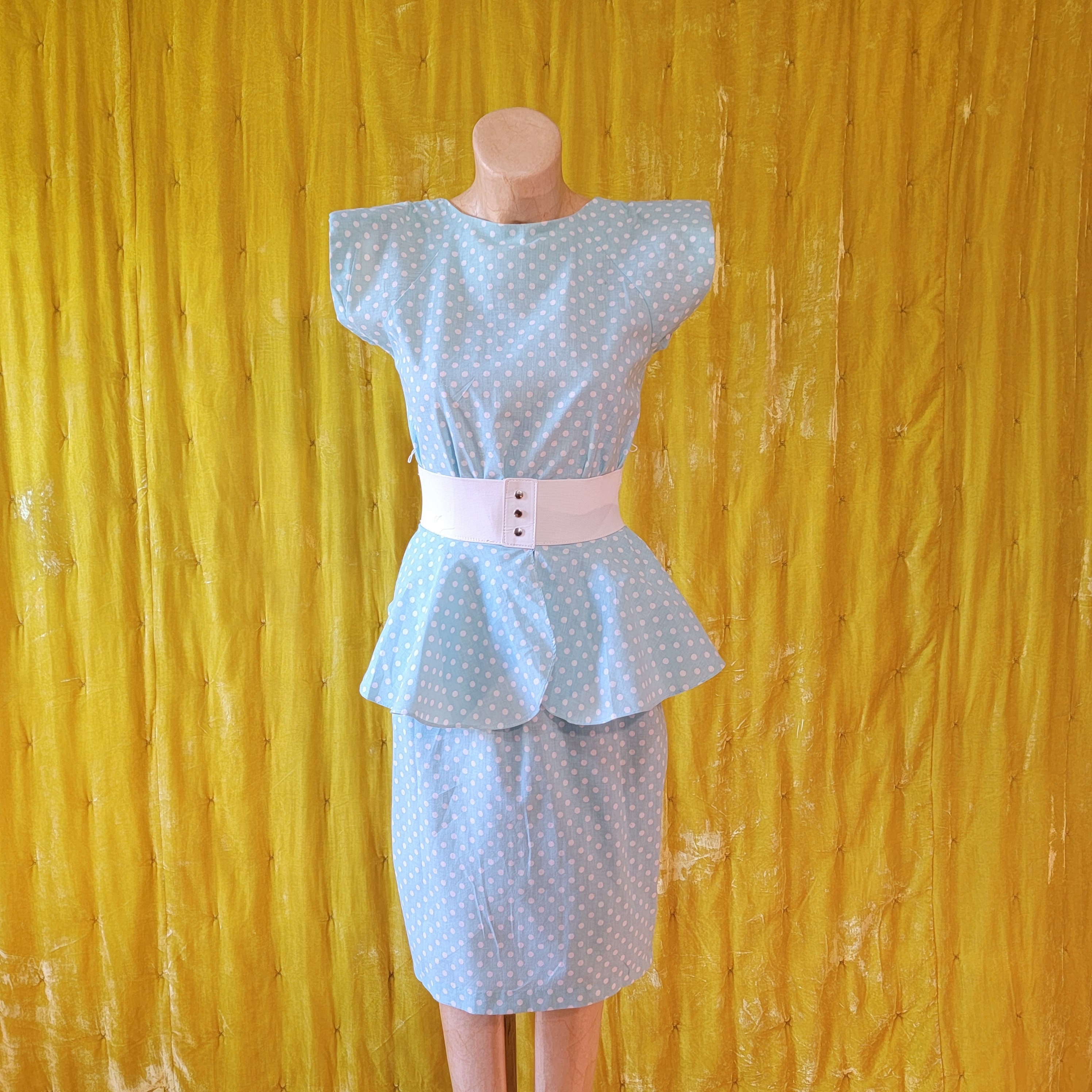 80s Vintage Dresses | Casual to Party Dresses