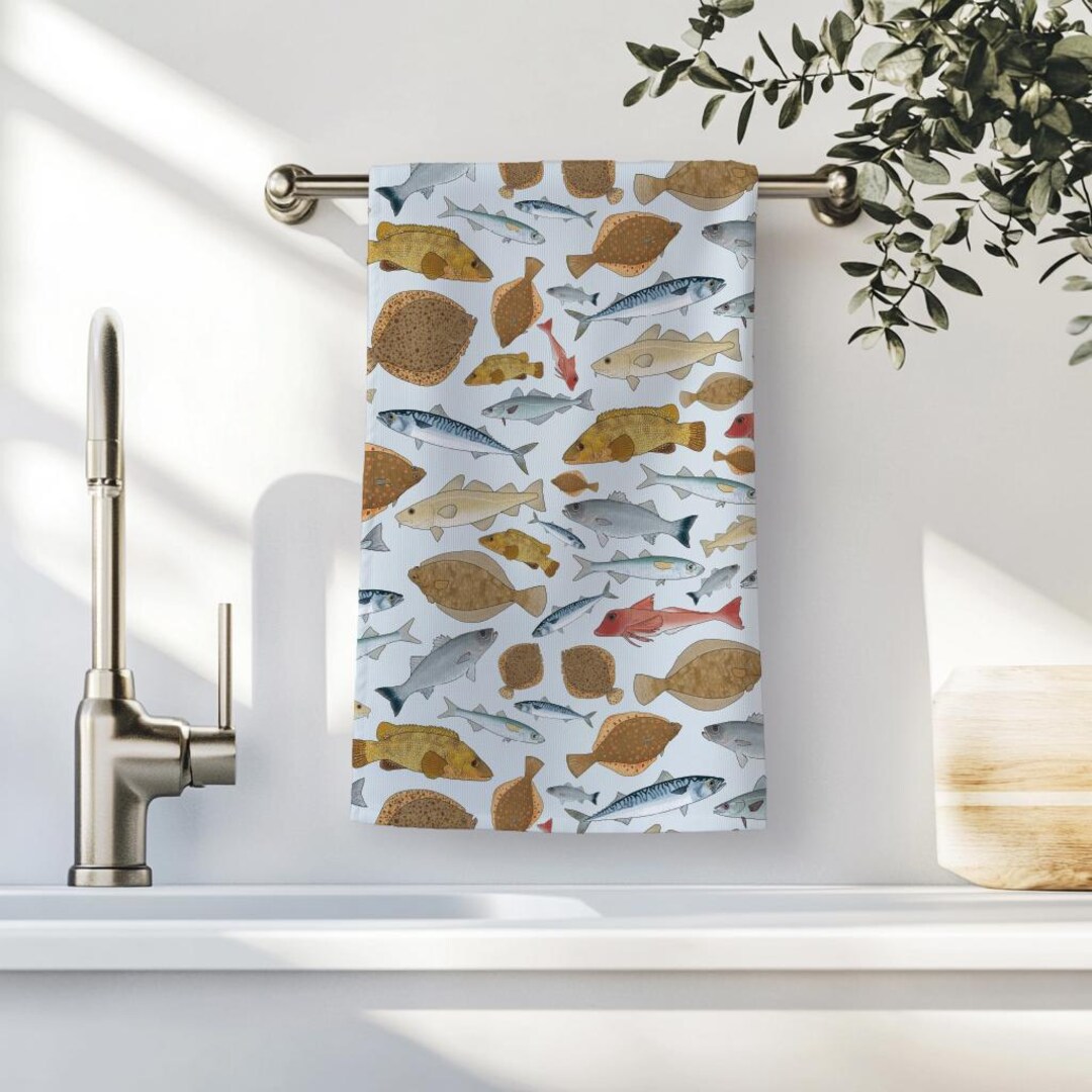 Coastal Fish of Britain Tea Towel: 100% Cotton British Wildlife Print ...