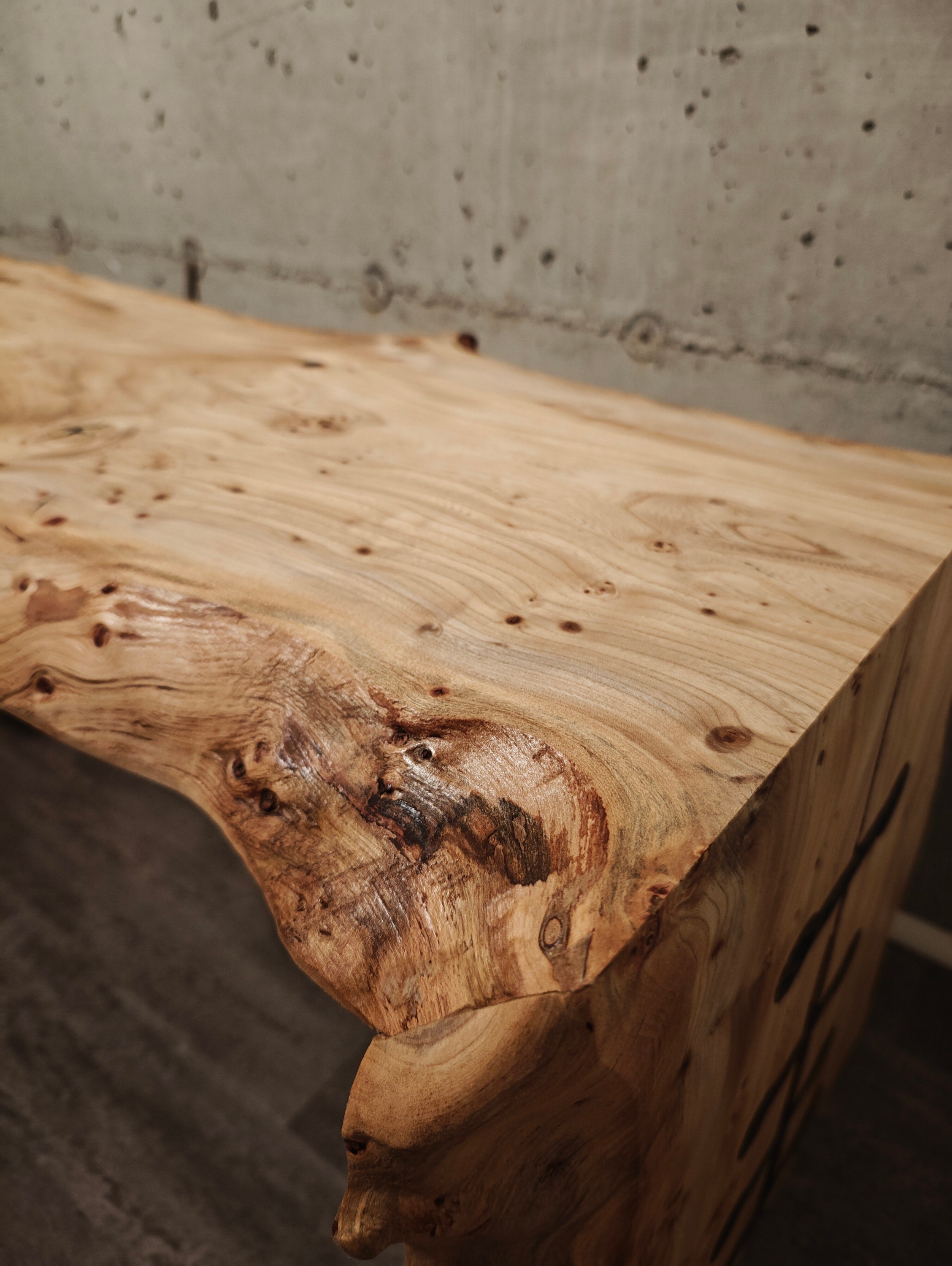 Robuste Pin Burl Bench | Elm Pin Burl Wood Bench | Live Edge Rustic ...