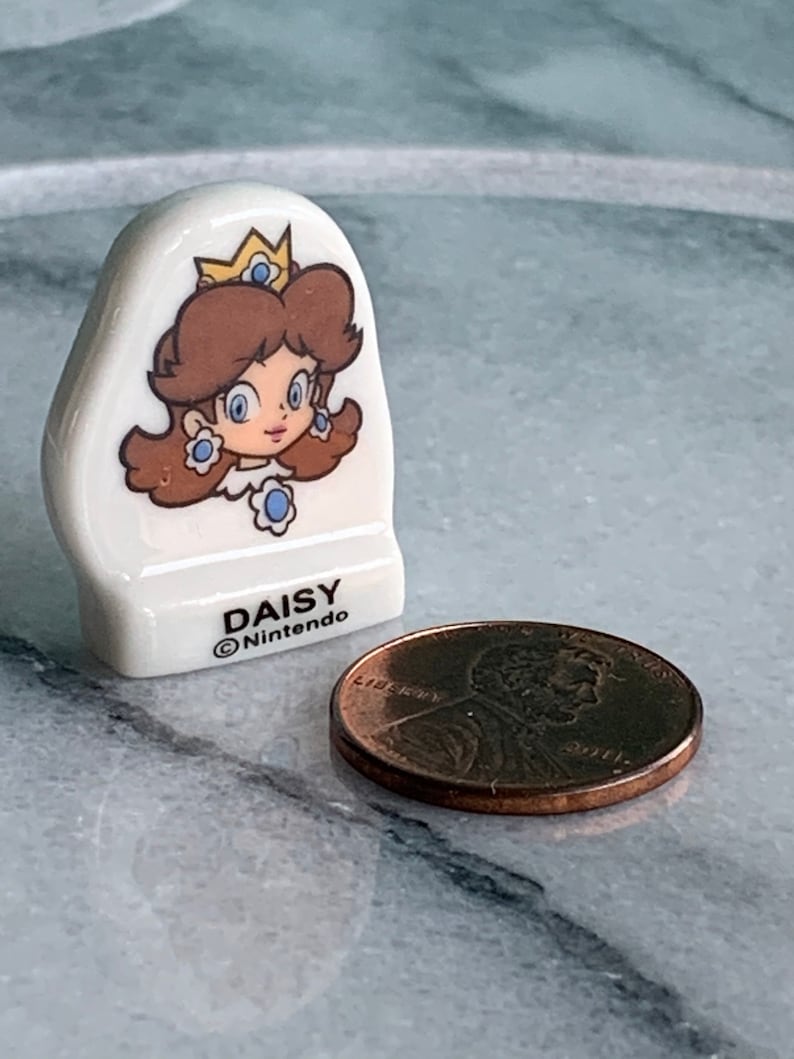 Miniature SUPER MARIO BROS Porcelain Figurine, Bean of Your Choice ...