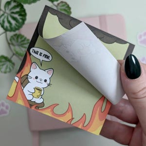 THIS IS FINE Cat Memo Pad, Funny Meme Notepad, 50 Sheets, 8 X8 Cm, Cute ...