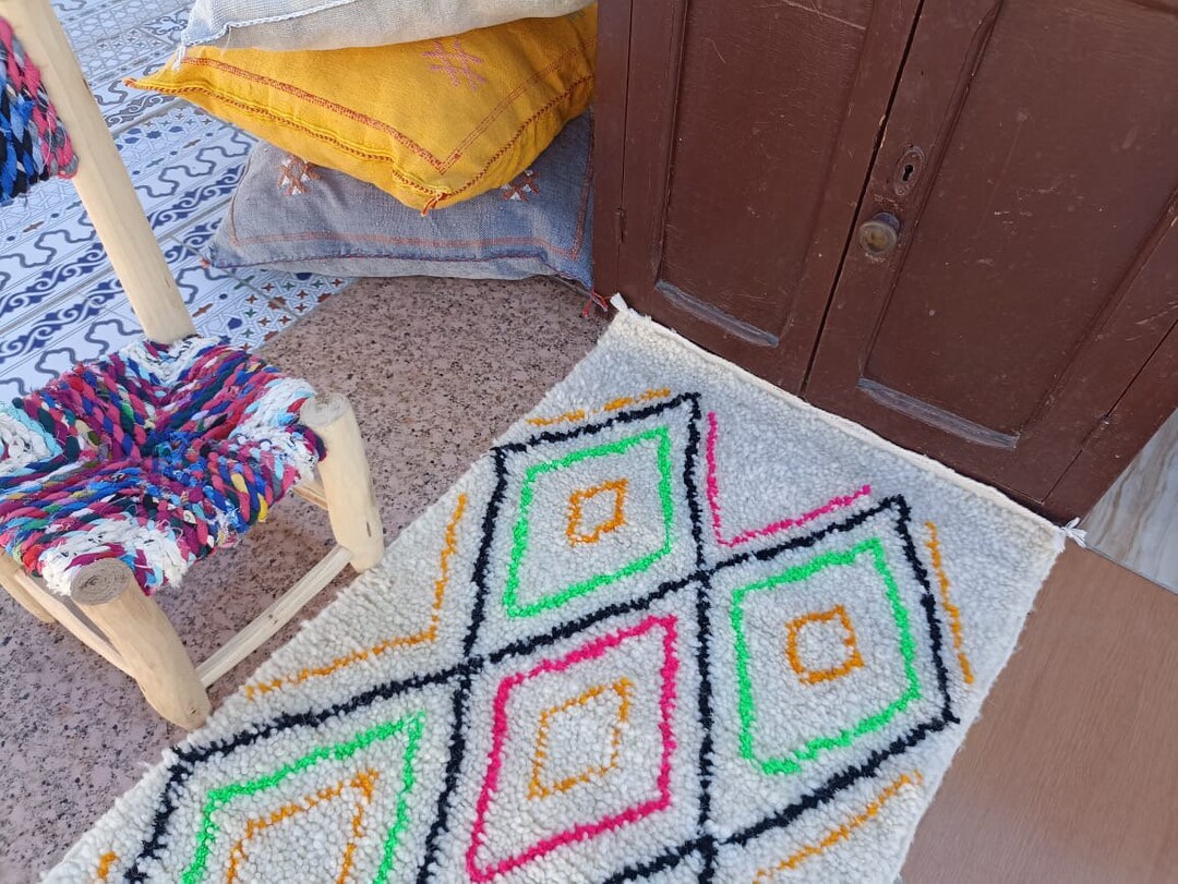 Small Moroccan Rug Colorful Handmade Rug Small Morocco Beni Ouarain Rug ...