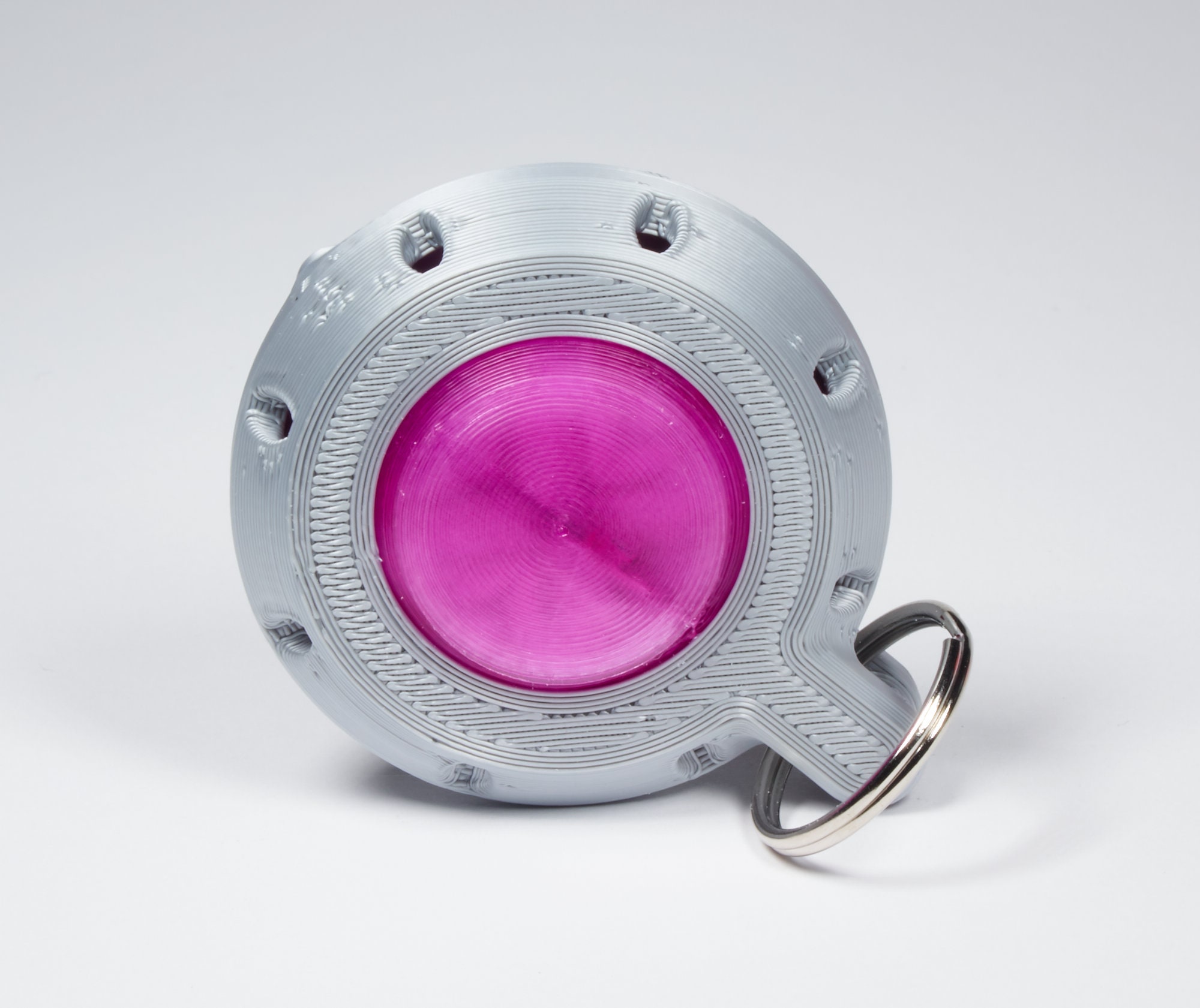 Light up Flashing UFO Flying Saucer Key Ring / Key Fob - No Batteries ...