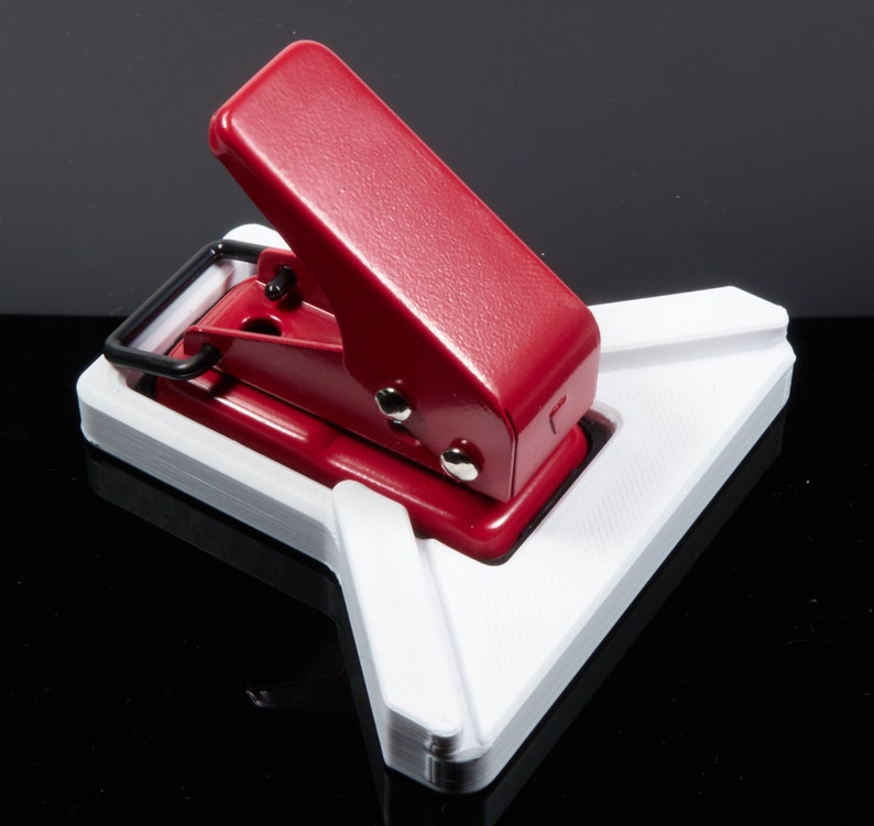 Corner Hole Punch - Punches a Perfectly Placed Hole in Corners of Gift ...