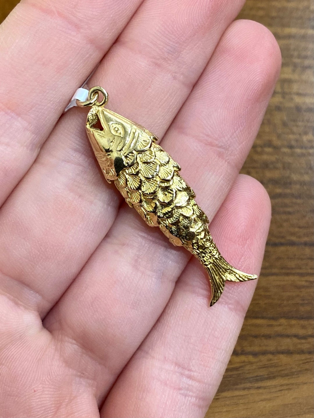 9ct Yellow Gold Moveable Fish Charm/pendant - Etsy